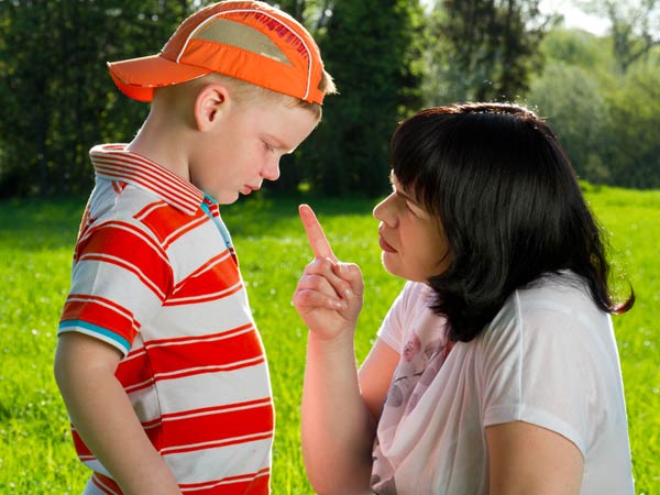 What To Do When Your Kid Refuses To Do Homework - Boldsky.com