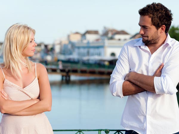 5 Ways To Deal With A Love-Hate Relationship - Boldsky.com