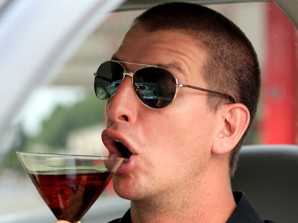 10 Things Indians Say After Getting Drunk - Boldsky.com