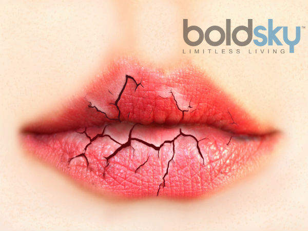 10 Quick Ways To Naturally Hydrate Dry Lips - Boldsky.com