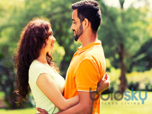 12 Health Benefits Of Hugging - Boldsky.com