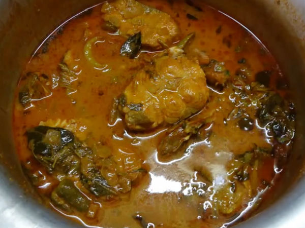 Spicy: Chepala Pulusu Recipe For Lunch - Boldsky.com