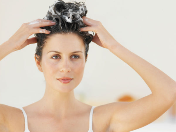 How To Shower Properly - Boldsky.com