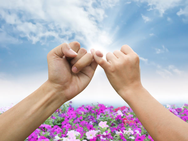 7 Duties You Have Towards Your Girlfriend - Boldsky.com