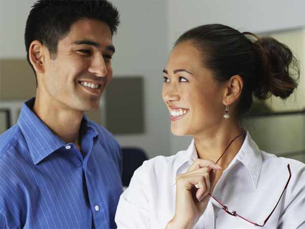 How To Show Gratitude To Your Working Spouse - Boldsky.com