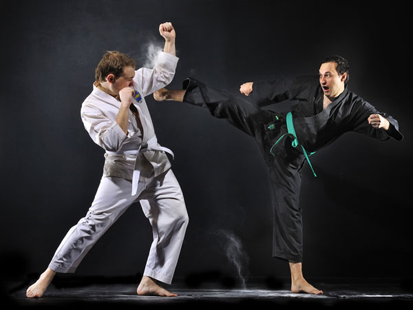 Health Benefits Of Martial Arts - Boldsky.com