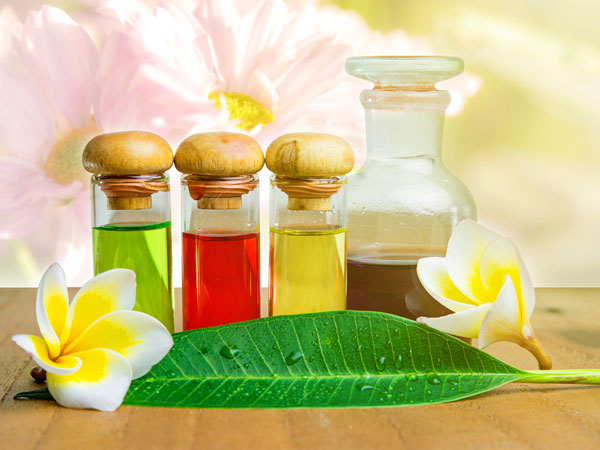 Home Remedies For The Dry Skin On Ankle - Boldsky.com