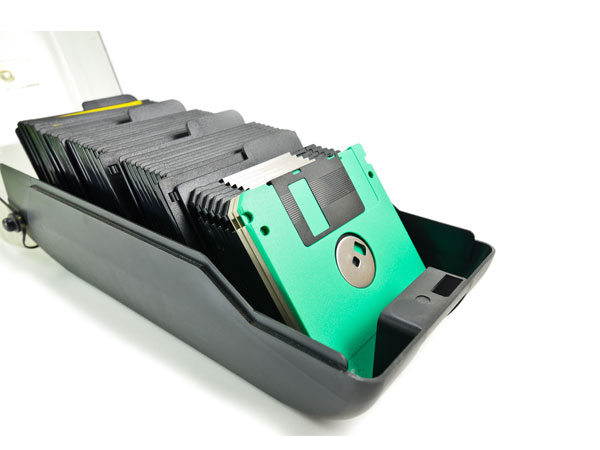 Ways To Reuse Old Electronic Items - Boldsky.com