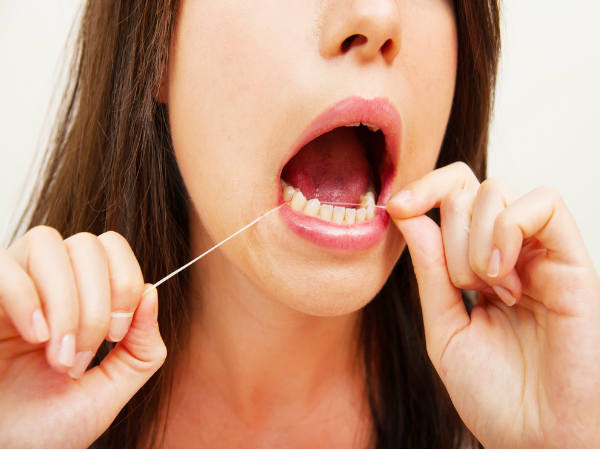 10 Surprising Things That Ruin Teeth - Boldsky.com