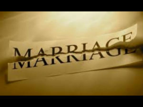 Signs Your Marriage Is Going To End - Boldsky.com
