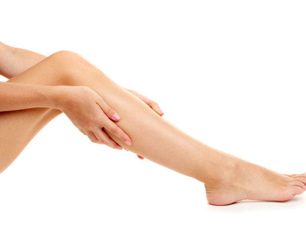How To Keep Your Legs Smooth - Boldsky.com