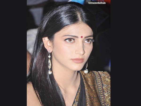 Does A Bindi Make You Look Beautiful - Boldsky.com