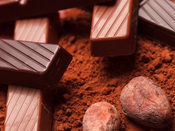 Signs Of Binge Eating In Children - Boldsky.com