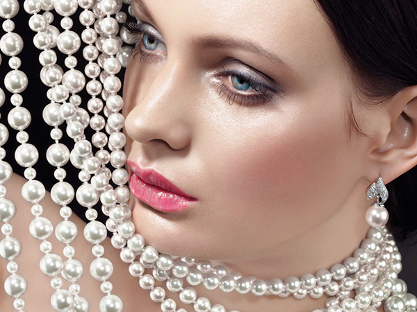 Ever Knew Experimenting With Pearls Could Result In This? Click To Know ...