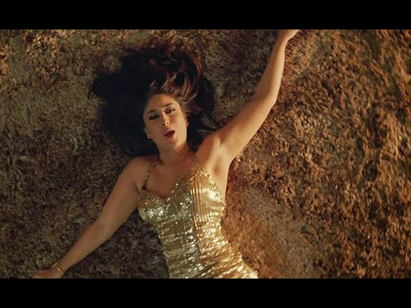 Bollywood Style Notebook: Kareena Kapoor's Hot Looks In Yeh Mera Dil, From Don; Tribute To Helen ...