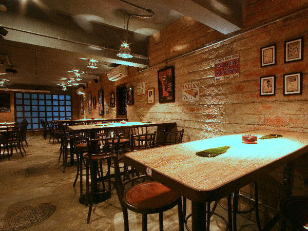 Best Pubs For Friday Night Out - Boldsky.com