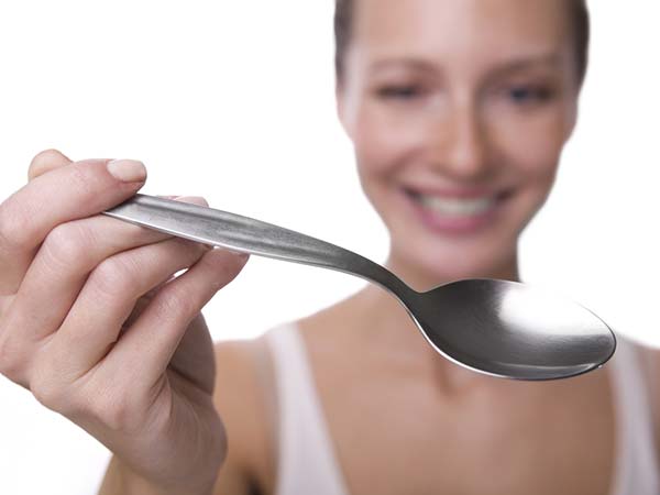 Beauty Tips Using A Spoon - Boldsky.com