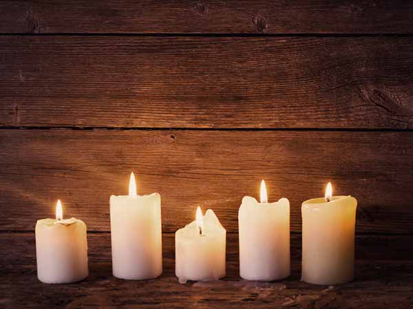 Are Candles More Toxic Than Cigarettes? - Boldsky.com