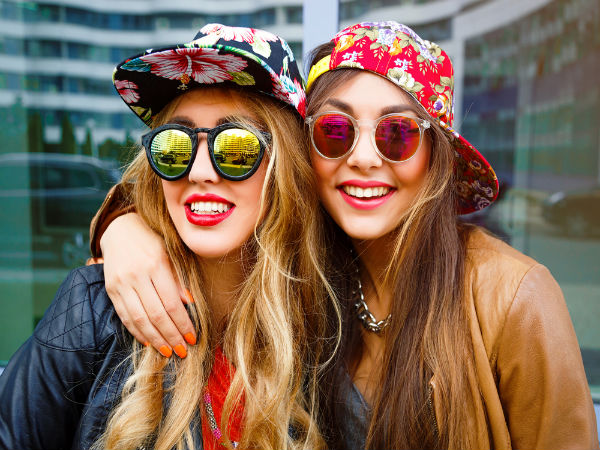 Signs That You Are An Amazing Friend - Boldsky.com