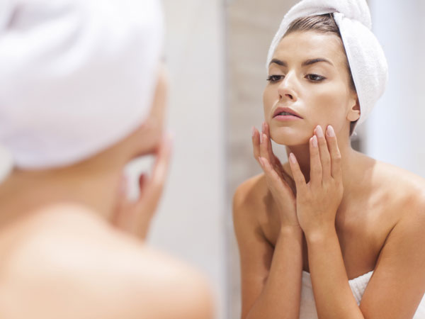 7 Tips To Prevent Dry Skin After Shower - Boldsky.com