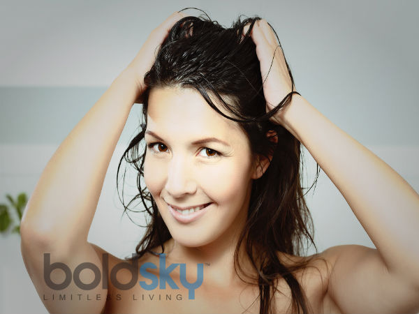 Ways To Deal With Sticky Or Greasy Hair - Boldsky.com