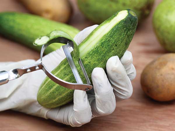 9 Vegetable Peels That Treat Your Skin Well In Summer - Boldsky.com