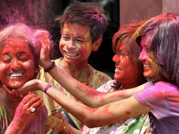 Holi 2020: Story Behind The Festival Of Colours - Boldsky.com