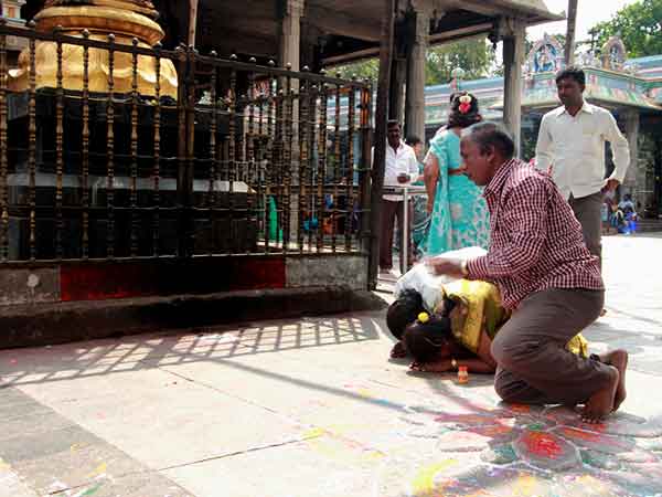 What Is The Significance Of The Sashtanga Namaskaram? - Boldsky.com