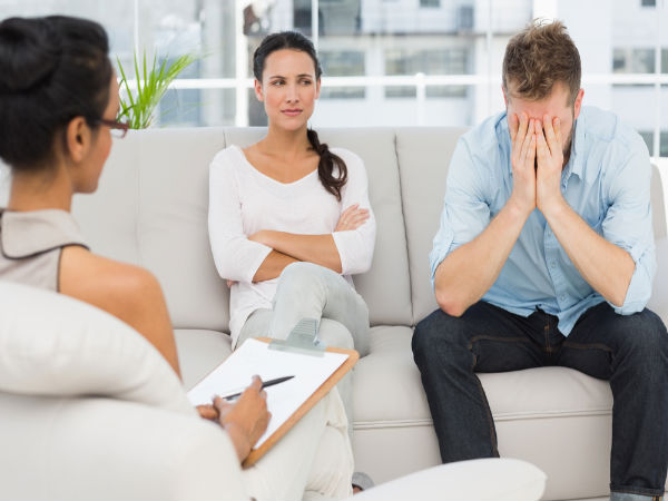 Male Post-Partum Depression: 10 Symptoms To Watch Out For - Boldsky.com