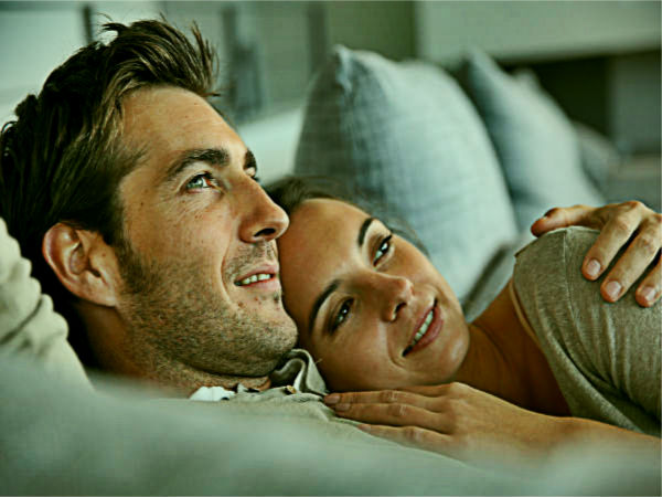 Why Women Like To Cuddle After 'That'? - Boldsky.com