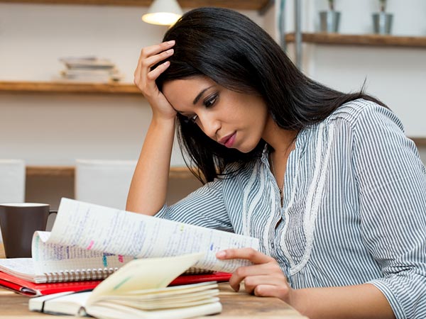 3 Surprising Reasons That Can Reduce Your Concentration - Boldsky.com