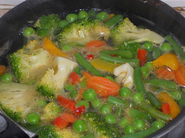 Importance Of Boiled Vegetables - Boldsky.com