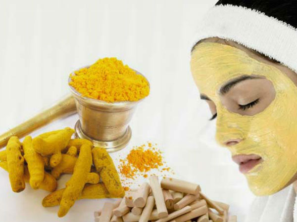 DIY Turmeric Face Pack For Bright Skin - Boldsky.com