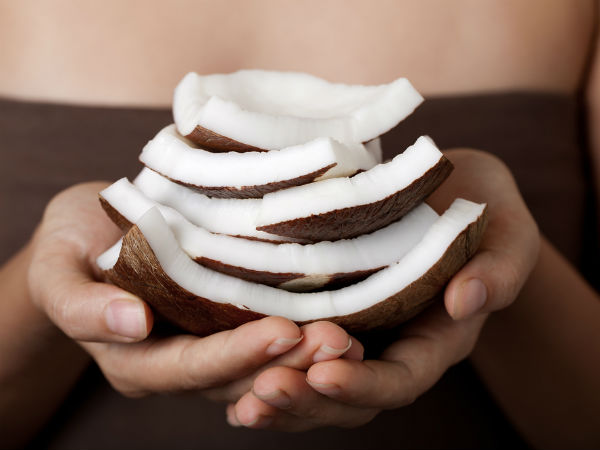 Is Dried Coconut Nutritious? - Boldsky.com
