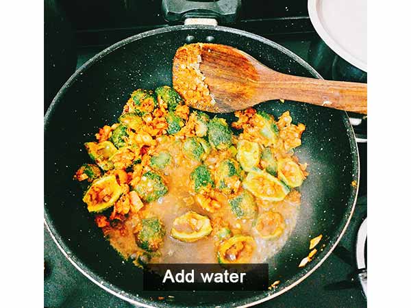 Mini Karela Recipe | Stir Fry Bitter Gourd Recipe | Hagalkayi Palya ...