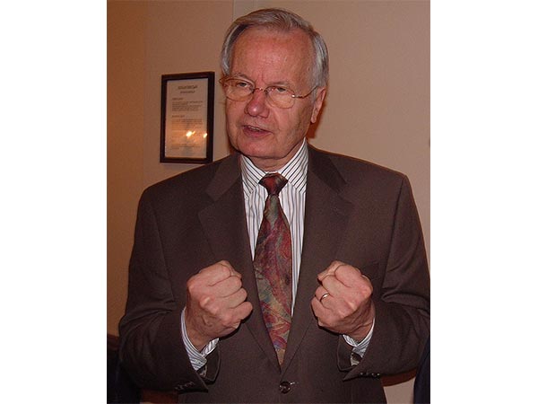 List Of Richest Mega Pastors In The World - Boldsky.com