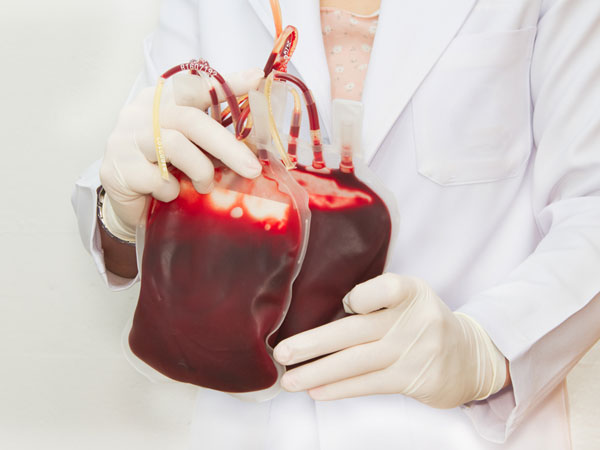 Diseases Caused By Blood Transfusion - Boldsky.com
