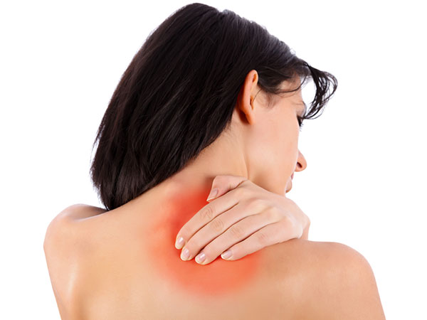 Try These Home Remedies For Sore Neck Muscles - Boldsky.com