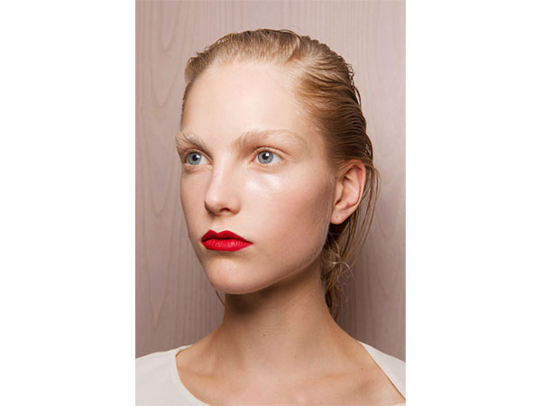 The Best Makeup Looks From Paris Fashion Week - Boldsky.com