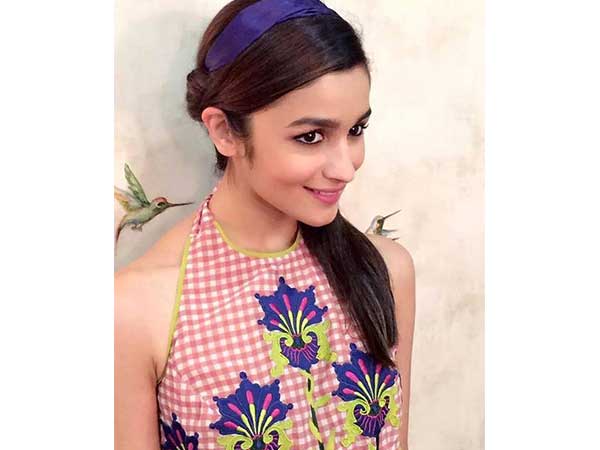 8 Chic Alia Bhatt Hairstyles You've Got To Try! - Boldsky.com