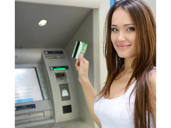 Why Do ATMS Have Convex Mirror? - Boldsky.com