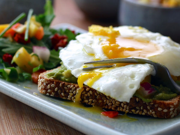 Nutritional Tips To Maintain Your Curves - Boldsky.com