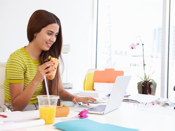 How To Make Monday Your Favourite Day! - Boldsky.com