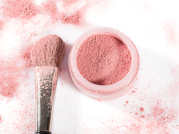 Different Types Of Blushes Available In The Market - Boldsky.com