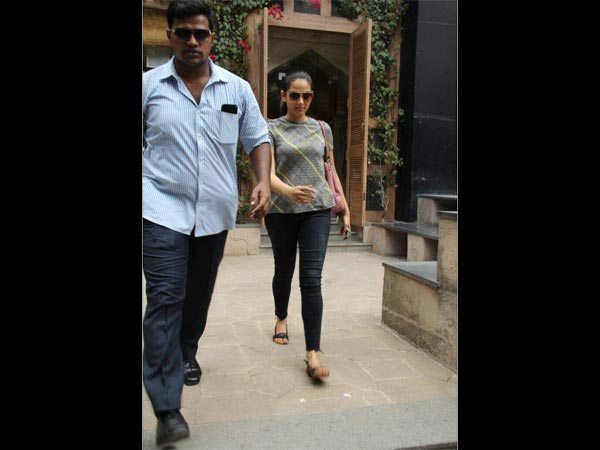 Mira Rajput Was Spotted Rocking The Casual Look: Looked Too Simple Yet ...