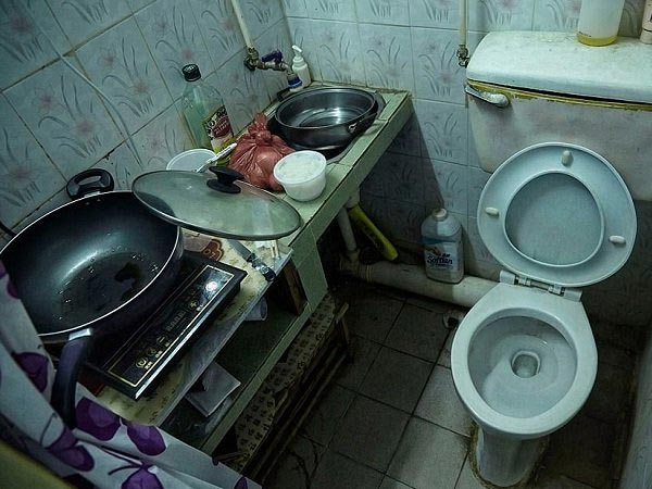 Thousands Of People Live In Coffin Homes Here! - Boldsky.com