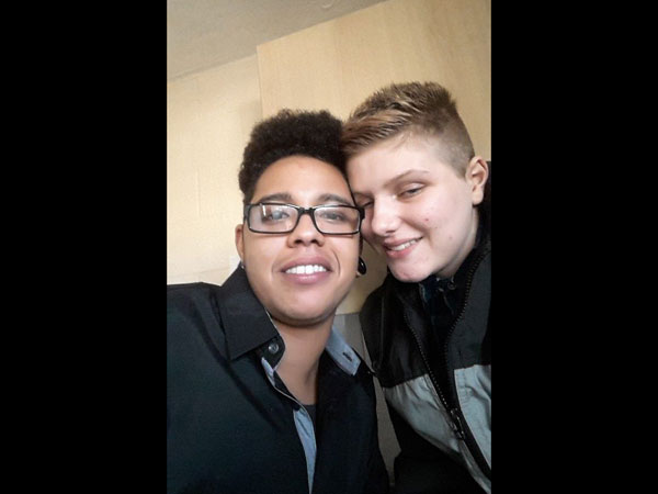 Britain's First Pregnant Man Gives Birth To A Baby Girl - Boldsky.com