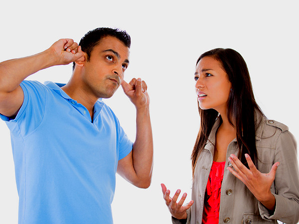 10 Things You're Doing That Are Turning Your Guy Off! - Boldsky.com