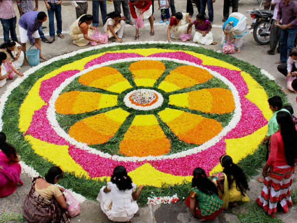 Onam: How This Popular Festival Is Celebrated In Kerala - Boldsky.com