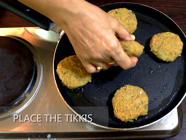 Sweet Potato Tikki Recipe: How To Make Shakarkandi Tikki - Boldsky.com